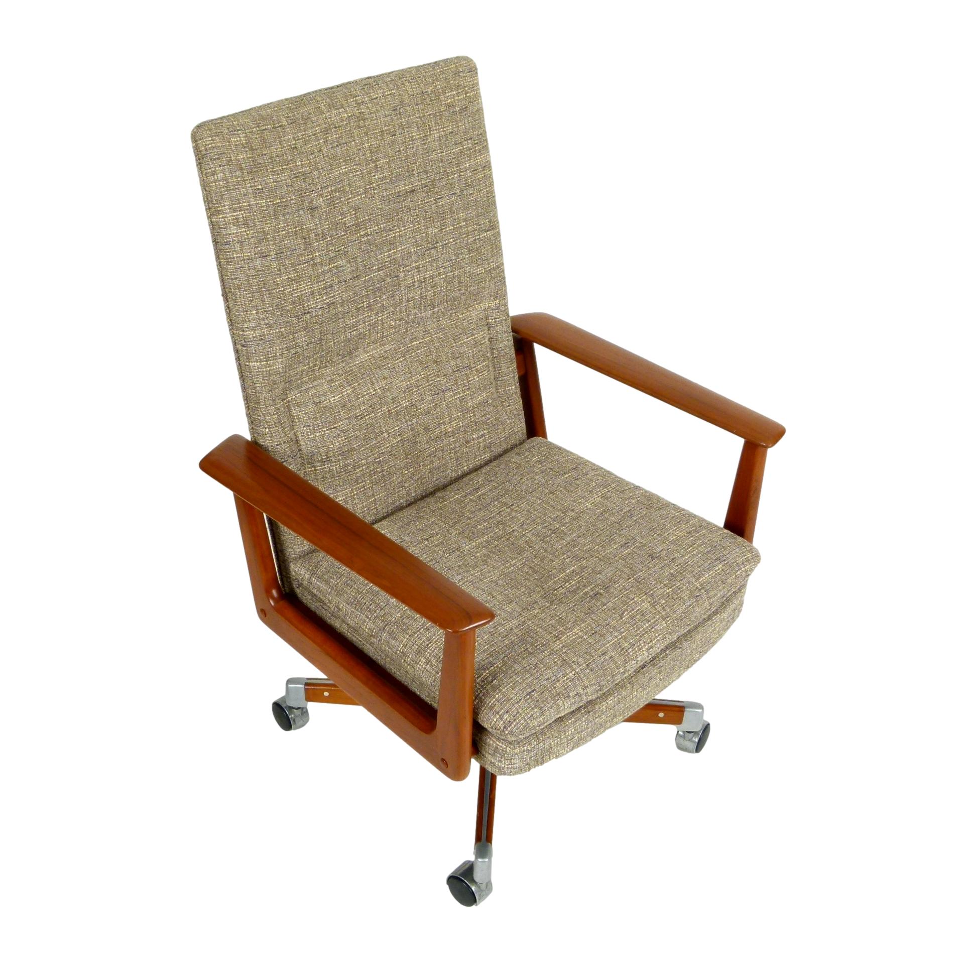 Arne Vodder Executive Chair, Denmark at City Issue Atlanta